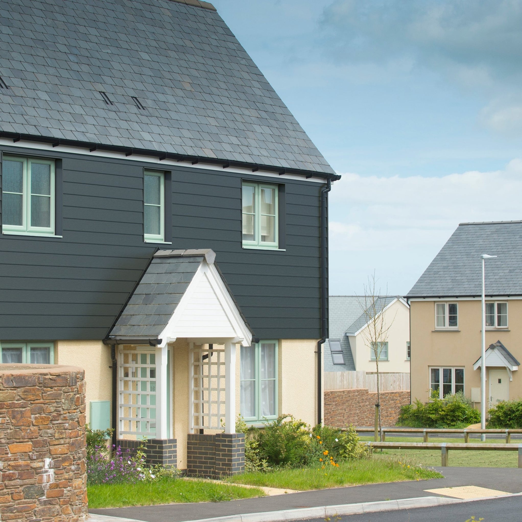 Coastline Horizontal Composite Cladding 203mm (5m length) - Anthracite ...